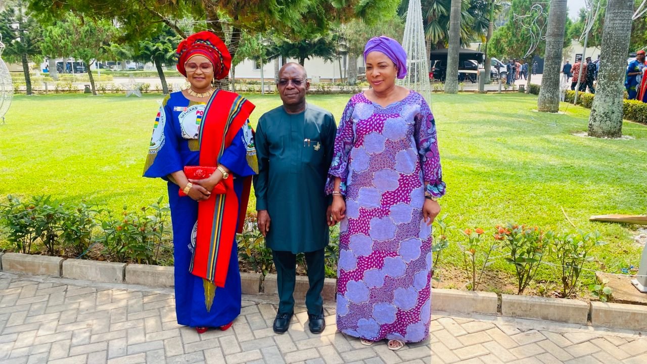 POWA National President Dr Mrs Elizabeth Egbetokun Pays Courtesy Visits ...